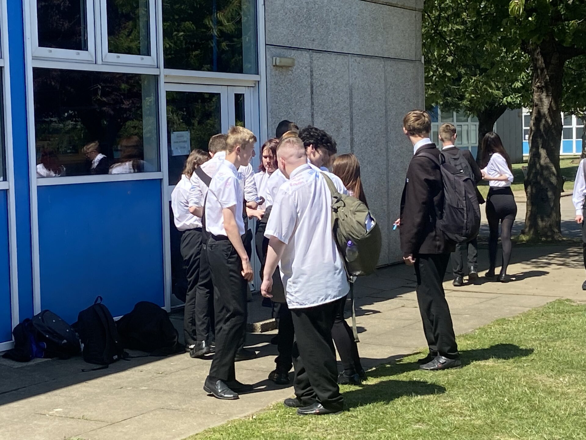 Year 11s leave JWA forever - John Whitgift Academy